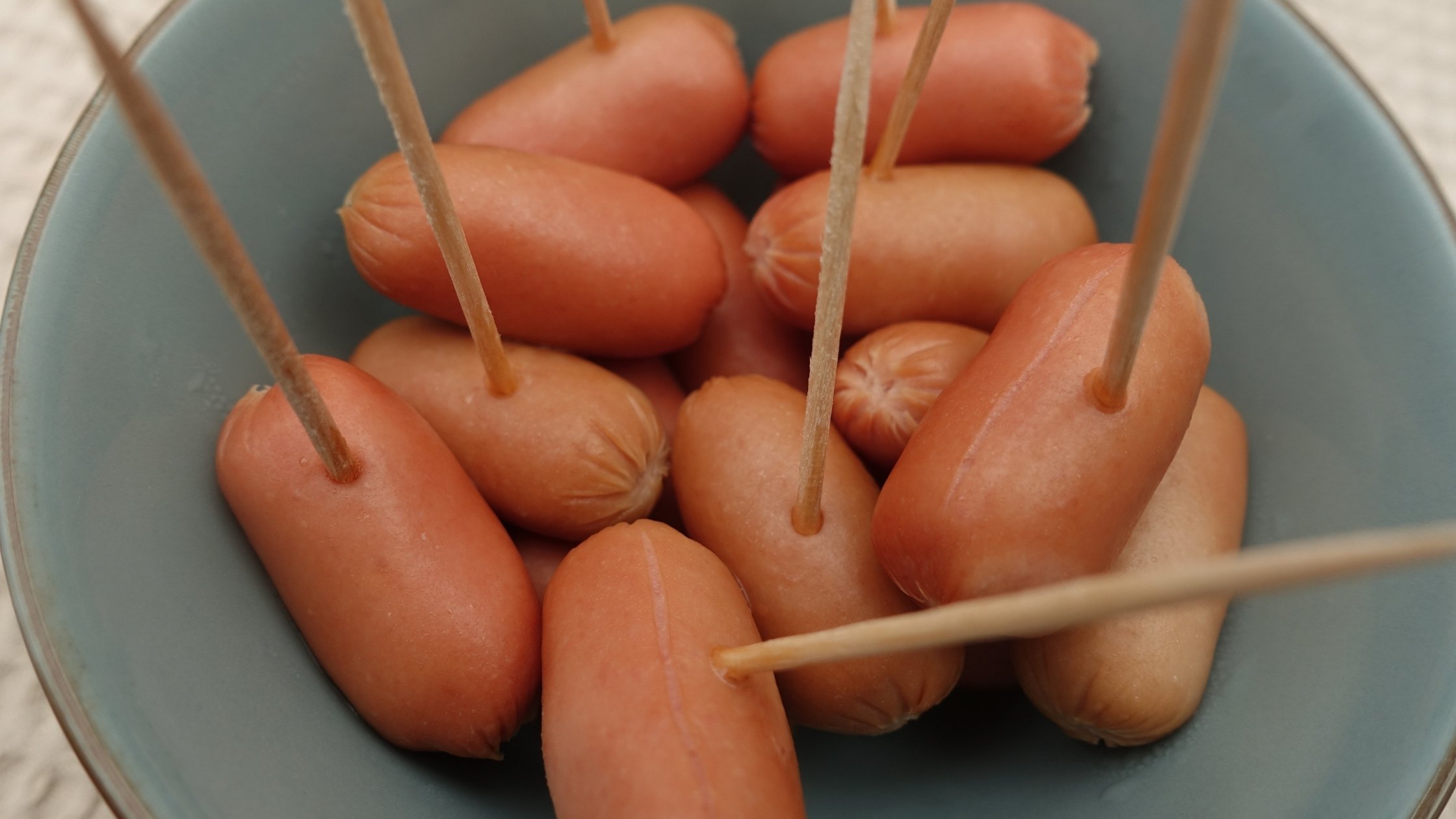 Can Dogs Eat Sausage? The Benefits and Risks - AnxiousCanine.com